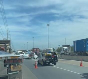 อุบัติเหตุ ถนนพหลโยธิน ขาออก : Longdo Traffic